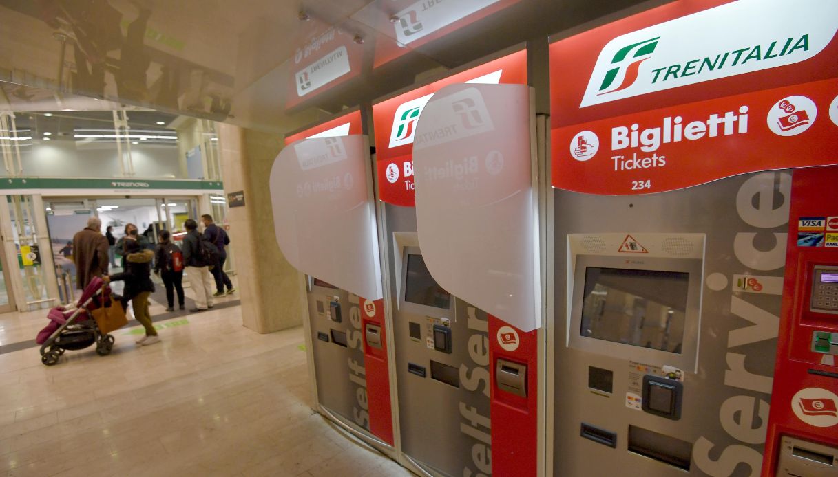 Biglietto digitale Trenitalia dopo le polemiche sul check-in diventa automatico