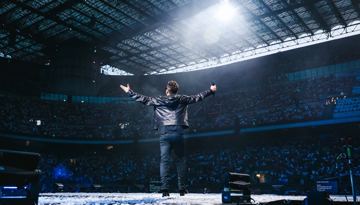 Cesare Cremonini in tour nel 2026, date e prezzi dei biglietti
